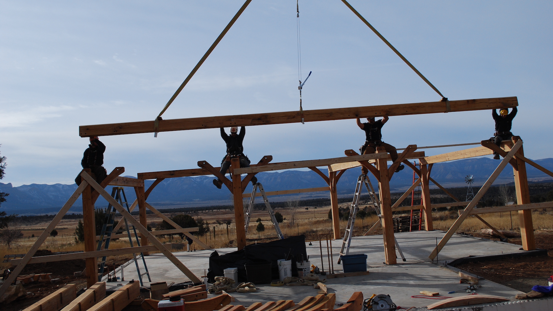 Wind River Timberframes – join your heart to your home